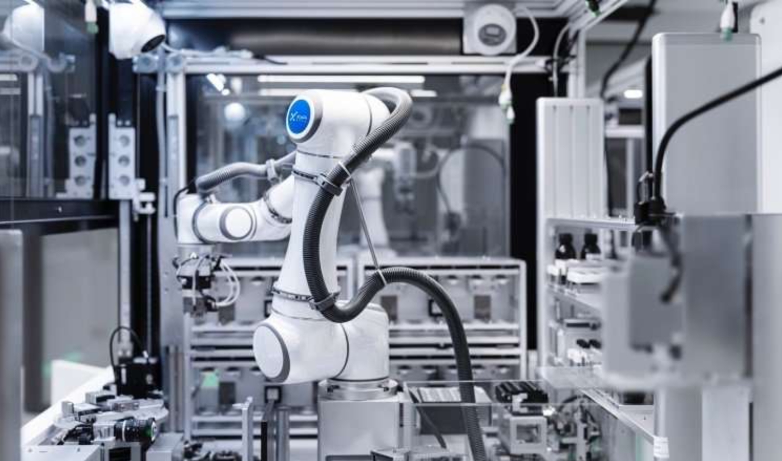 QuantumPharm (XtalPi) Begins Trading on Hong Kong Stock Exchange